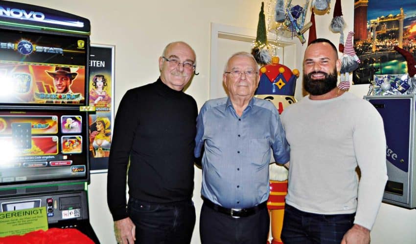 Generation Y: Besuch bei Automatenunternehmer Robin Schultz - games ...